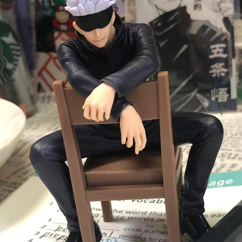 Gojo Sitting Figure - Etsy