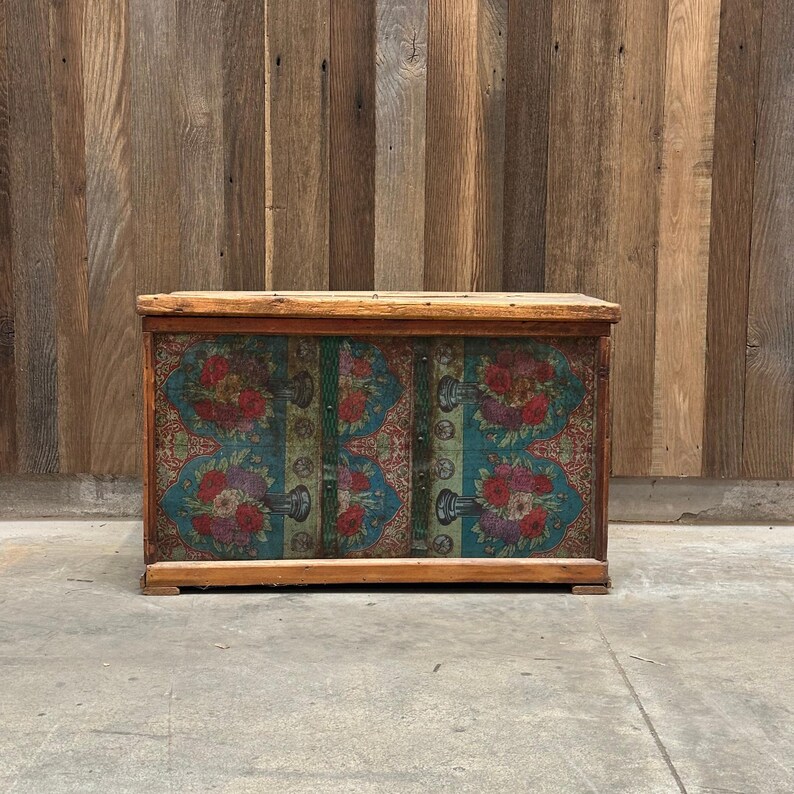 1960s Hand-painted Peacock Hope Chest: Vintage Floral Trunk - Etsy