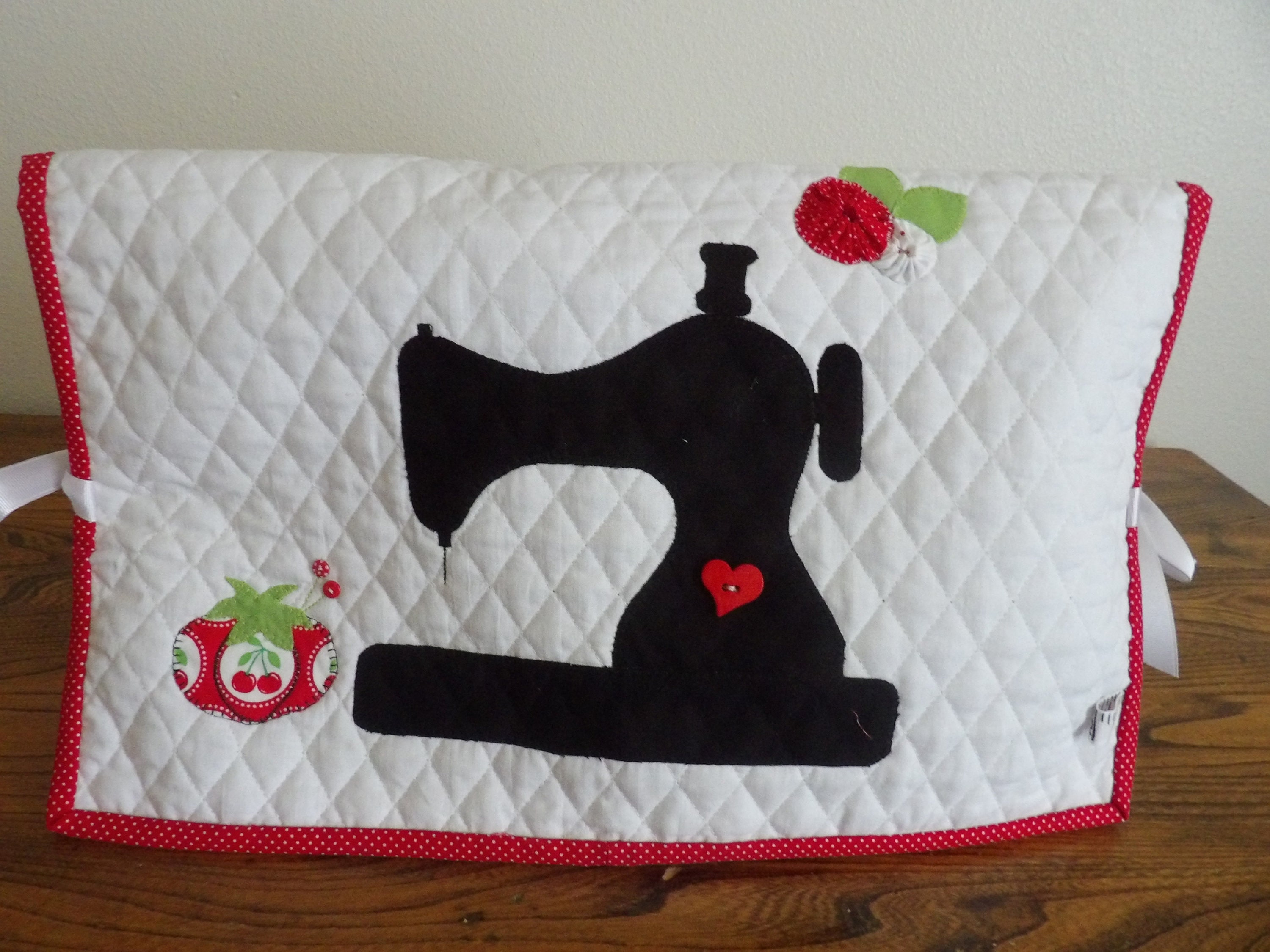 Cute Featherweight Silhouette Sewing Machine Dust Cover Protector ...