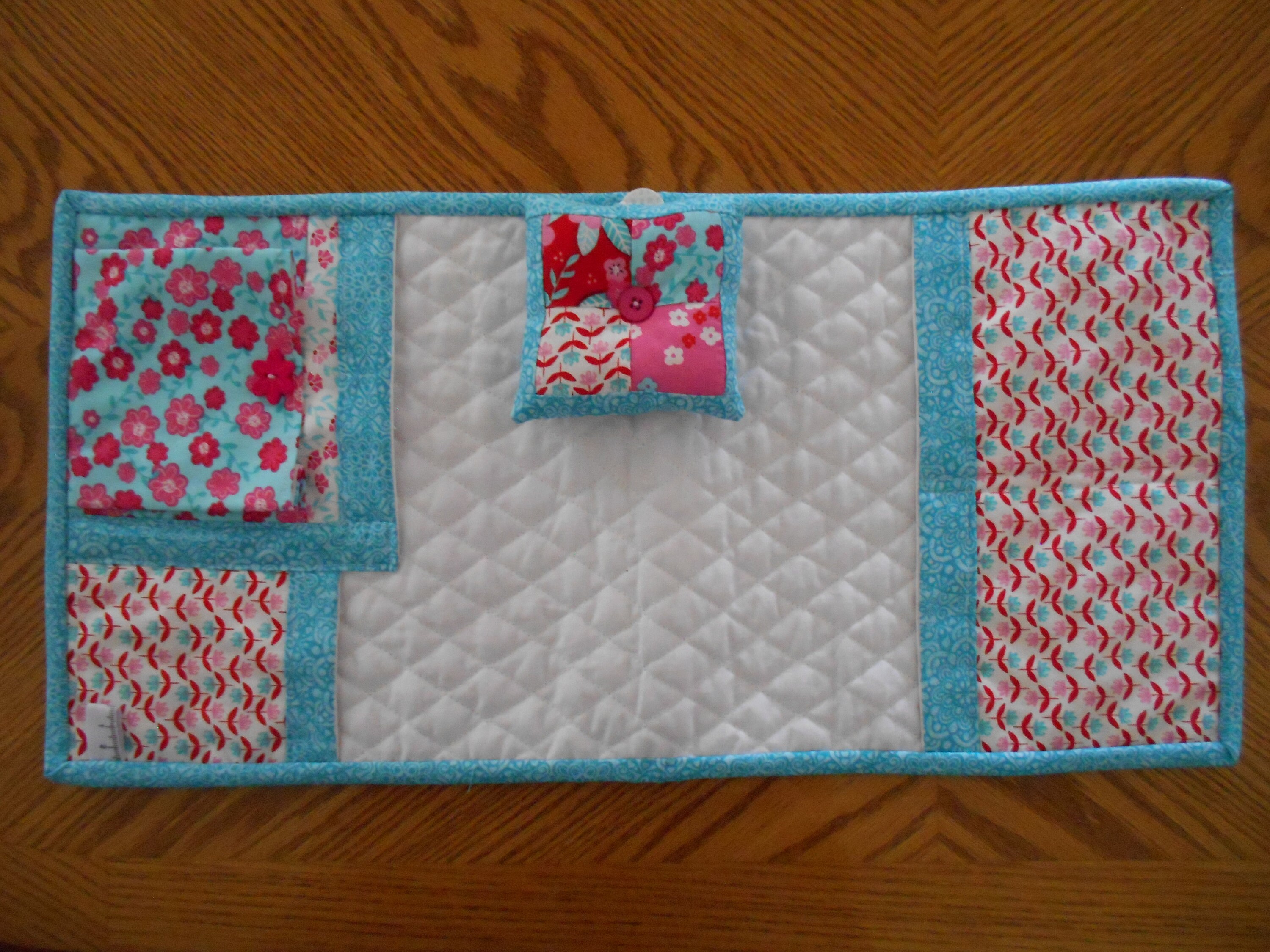 Pink / Aqua Blue Ironing Board / Arm Chair Sewing Caddy Organizer Mat ...