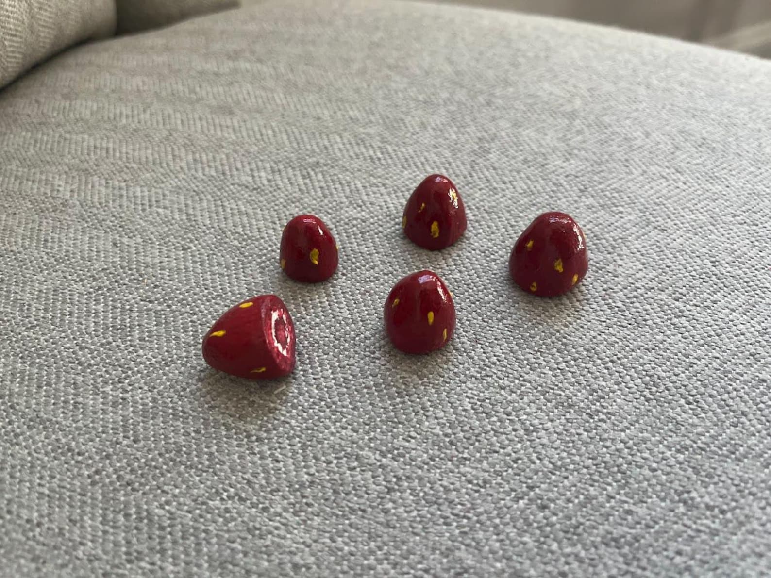 Pie Tic-tac-toe Game: Clay Board With Blackberry and Strawberry Playing ...