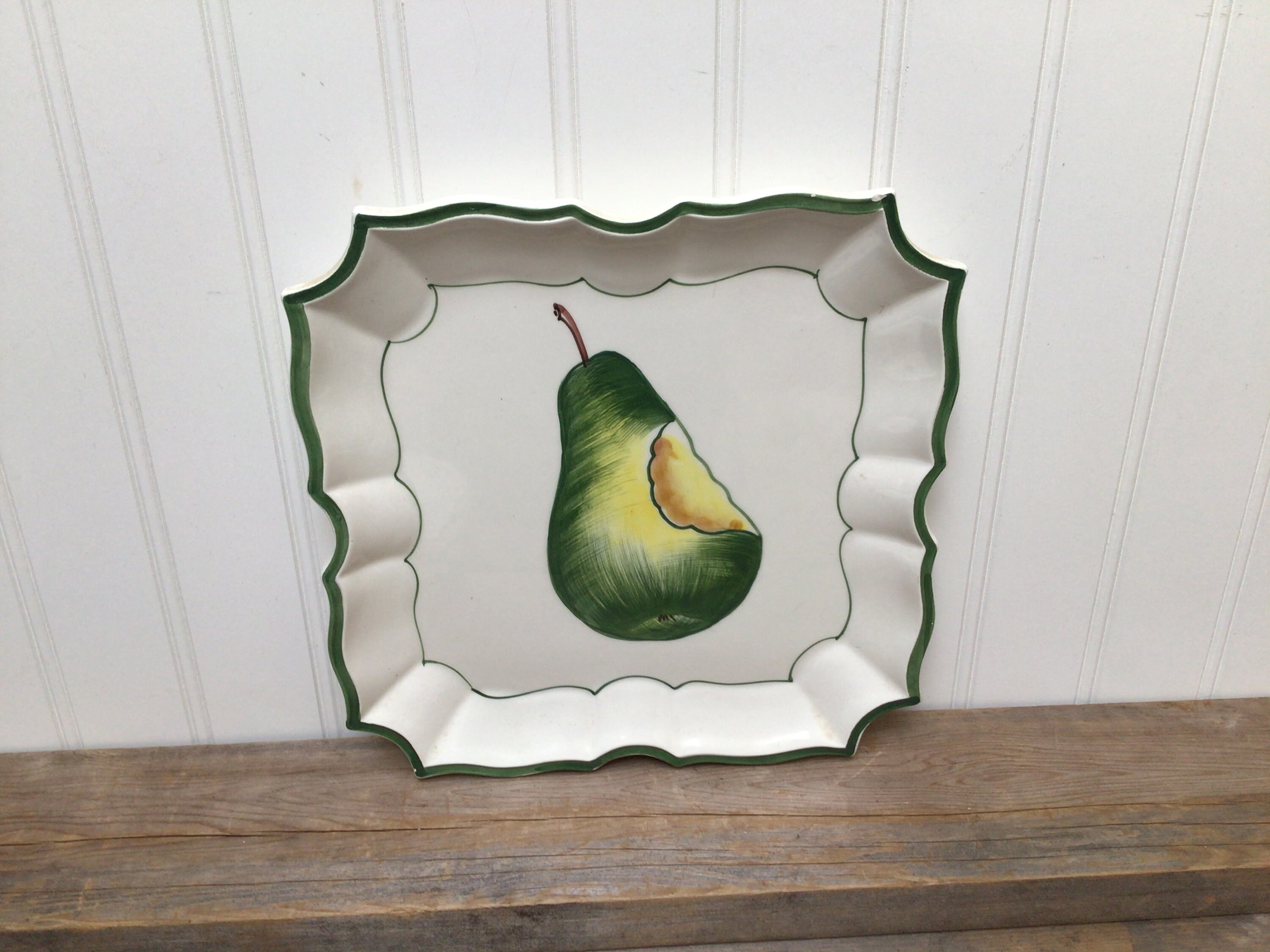 Disappearing Green Pear Plates made in Italy Set Of Four | Etsy
