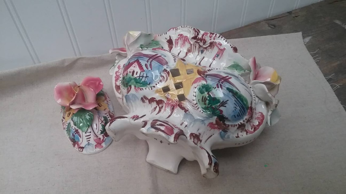 Made in Italy Gorgeous vintage pouperie vessel with lid hand | Etsy