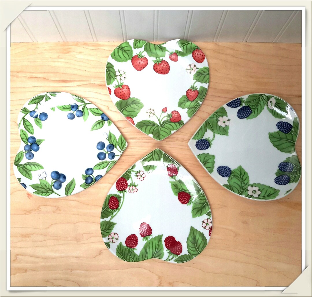 Berry Collection Porcelain Plates Dessert Heart Plates Farmhouse ...