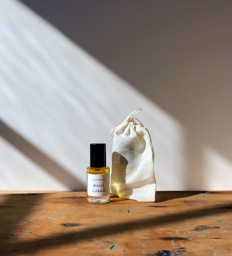 MOON GAZER Natural Perfume Oil - Moonlight and Night Blooming Flowers ...