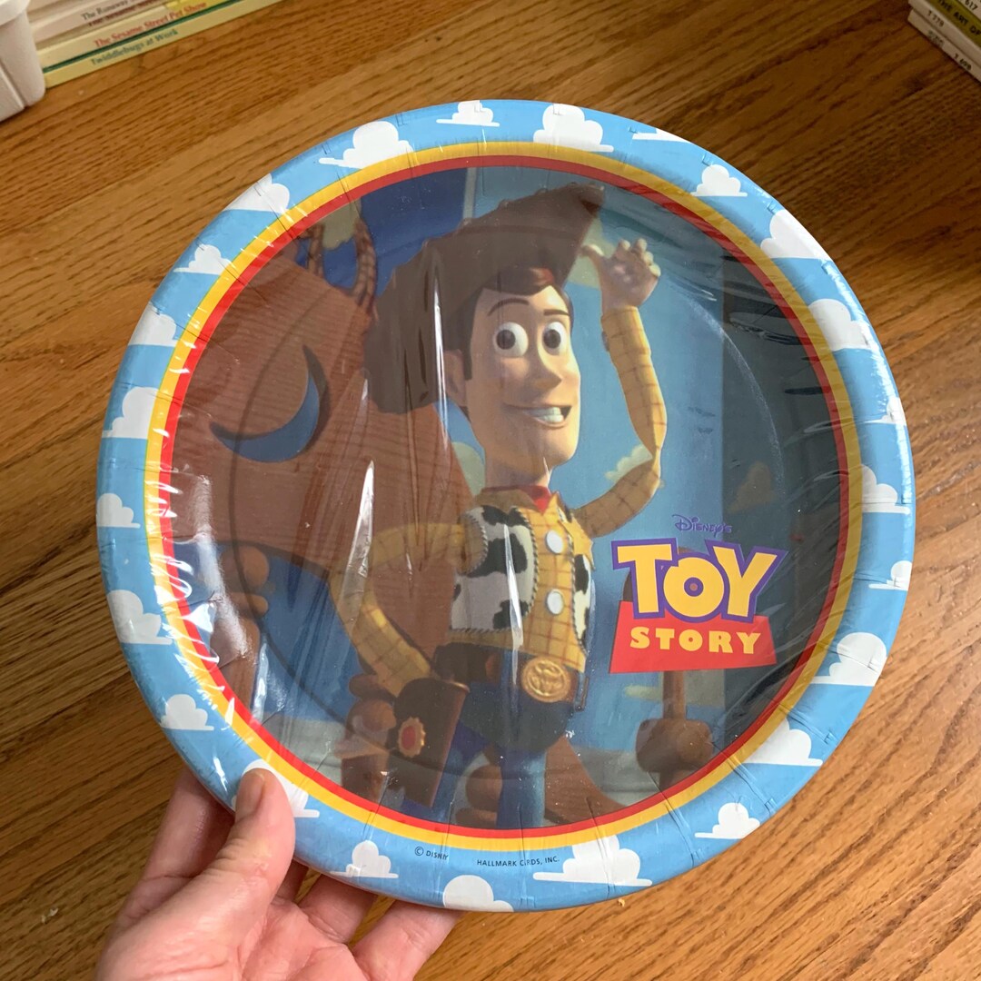Vintage 1990s Hallmark Toy Story Woody Paper Plates - NOS Set of Eight ...