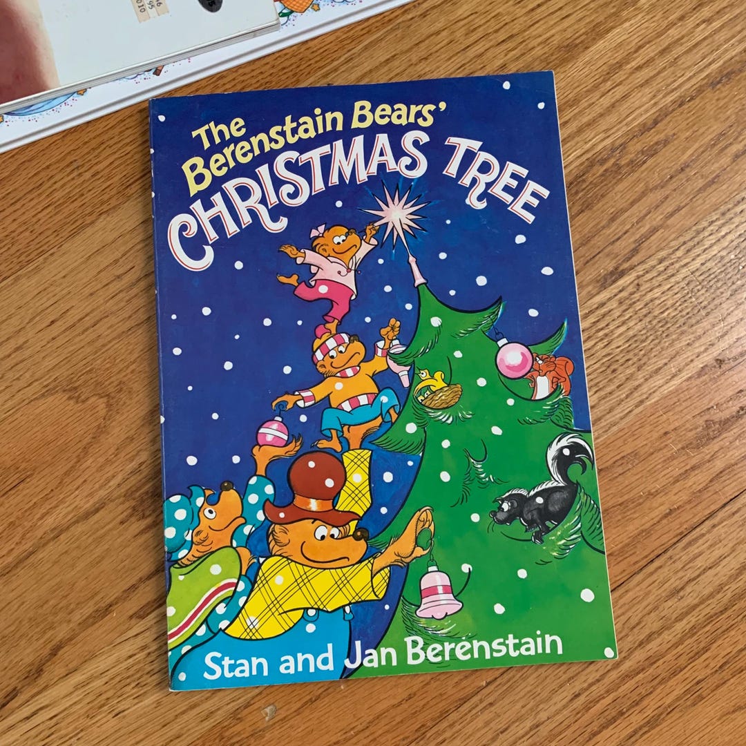 Vintage 1980 Berenstain Bears Christmas Tree Pb, Bear Family Discover ...