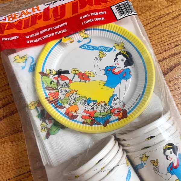 Snow White Plate - Etsy