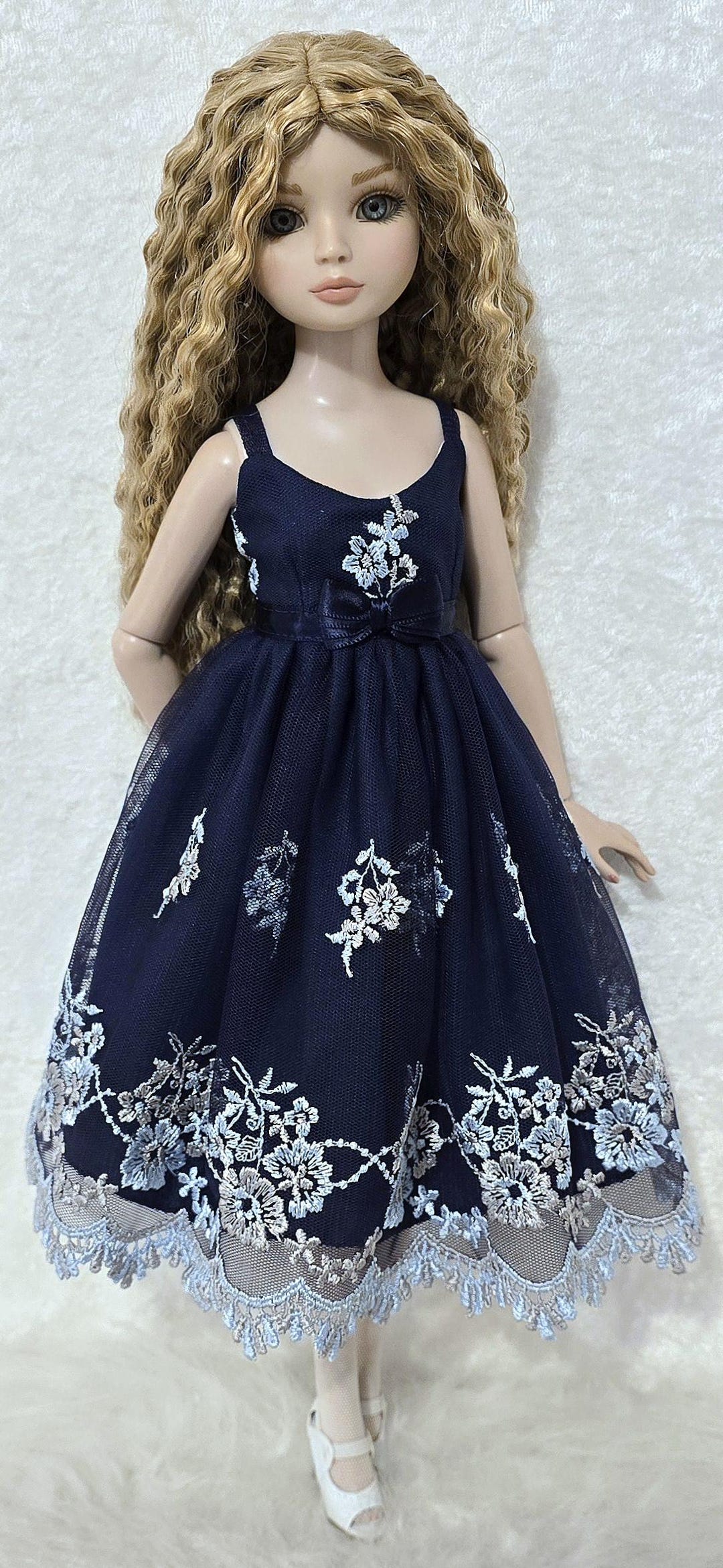 Gorgeous Navy Blue Embroidered Lace Dress for the Tonner Ellowyne ...