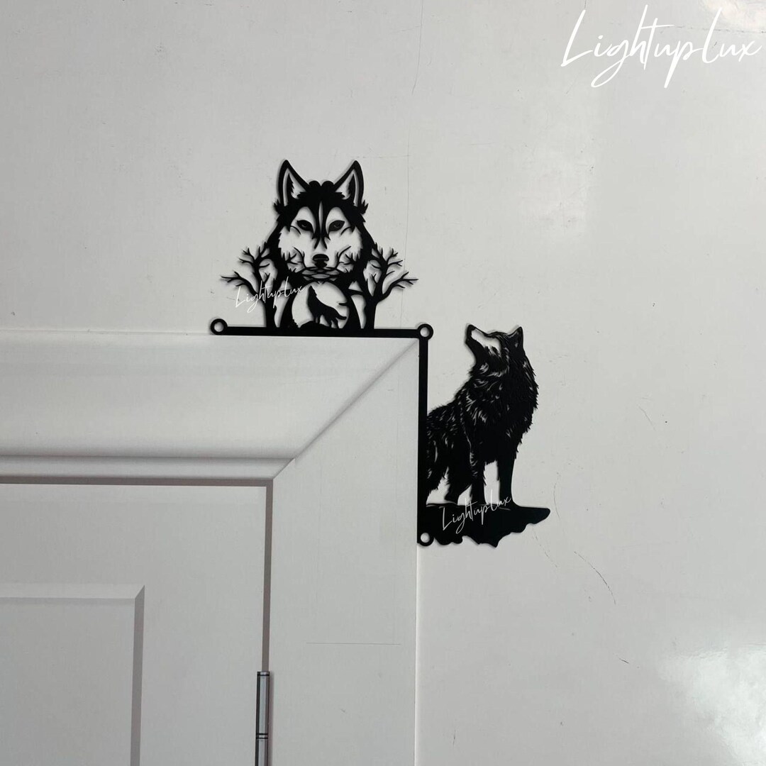 Howling Wolf Door Corner Metal Wall Art | Wolf Doorframe Corner Wall ...