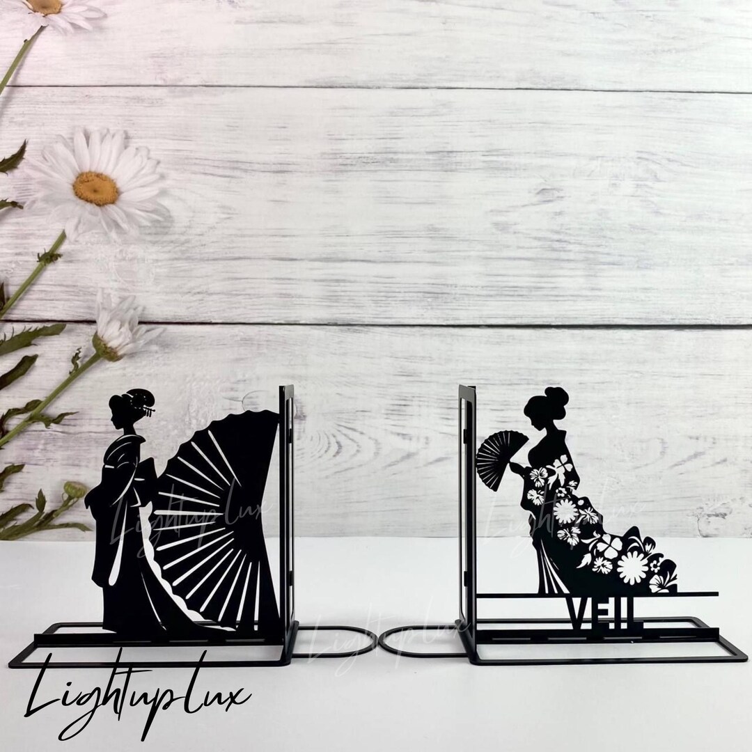 Custom Japanese Girl Metal Bookend for Book Nook Decor, Japan Girl Book ...