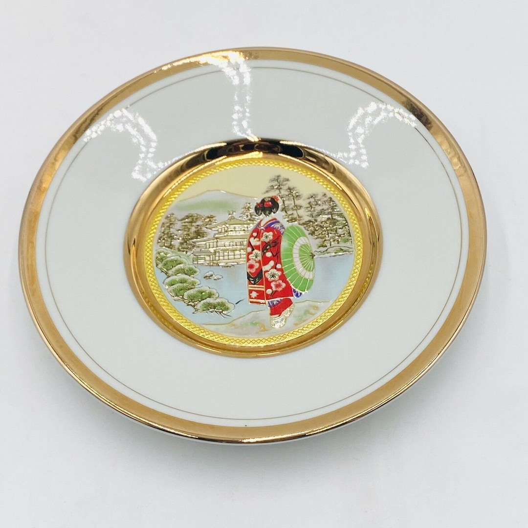 Japanese the Art of Chokin Plate Gold Gilded Geisha Girl in Red W ...
