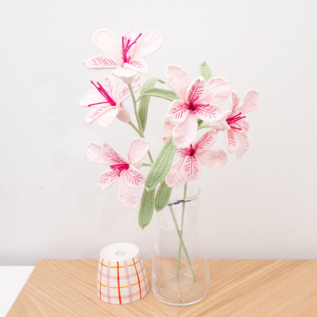 Crochet Alstroemeria Lily Flower: Handmade Yarn Bouquet Stem - Etsy