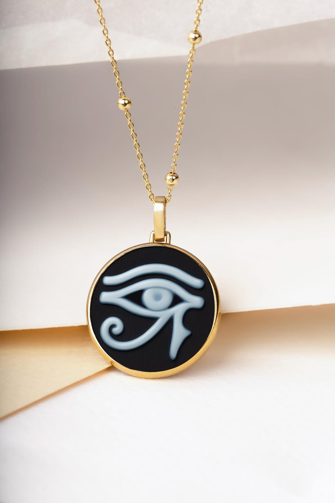14K Gold Eye of Ra Sardonyx Intaglio Necklace, Black & Blue Cameo ...