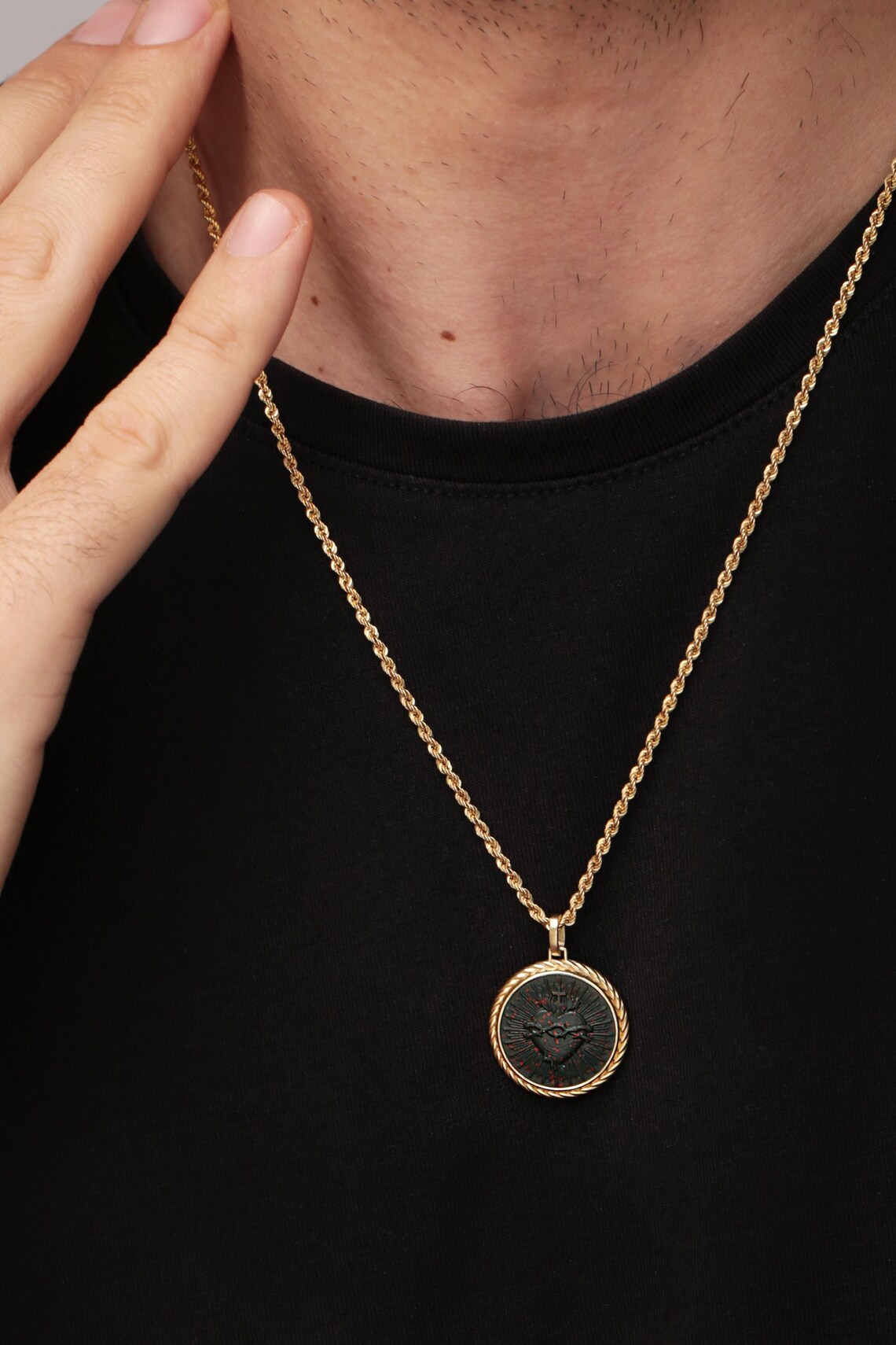 14K Gold Bloodstone Cameo Sacred Heart Necklace, Catholic Heart Amulet ...