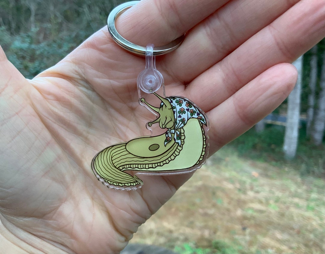 Babushka Slug Wearing a Headscarf Plastic Keychain - Etsy
