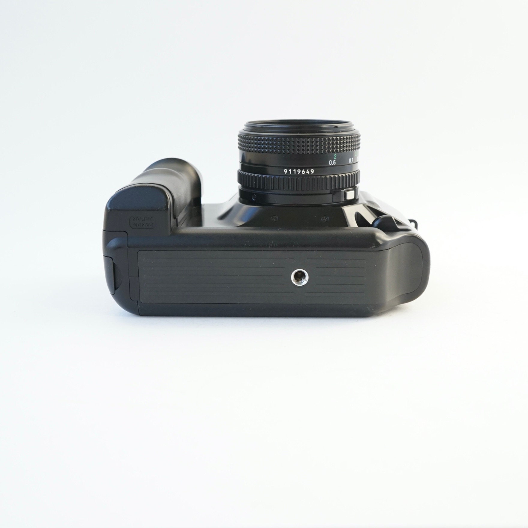 Vintage Canon T90 TANK 35mm Film SLR Camera W/ FD 50mm F/1.8 | Etsy