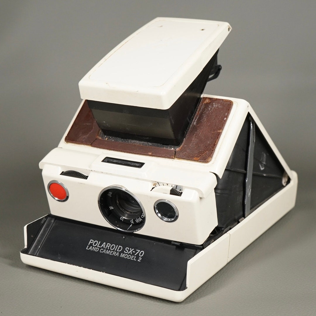 Vintage 1970's Polaroid SX-70 Land Camera Model 2 White Instant Film ...
