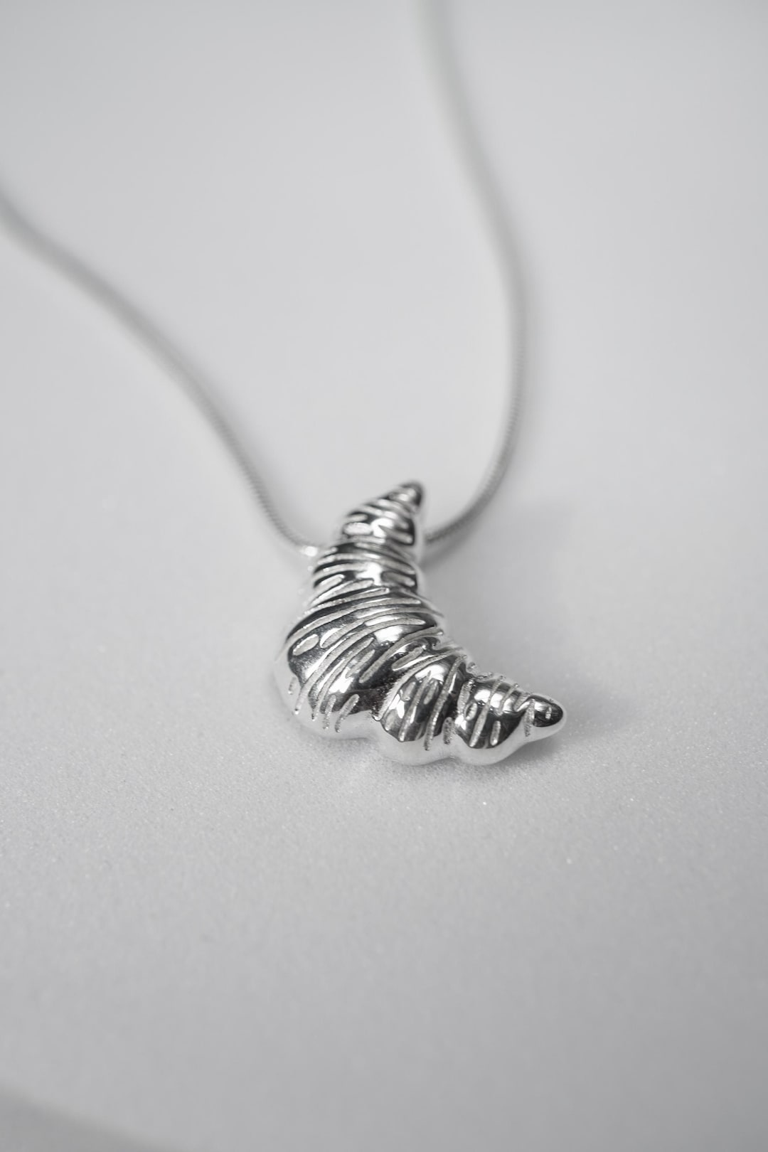 Necklace With Croissant in Sterling Silver 925 – Elegant Minimalist ...