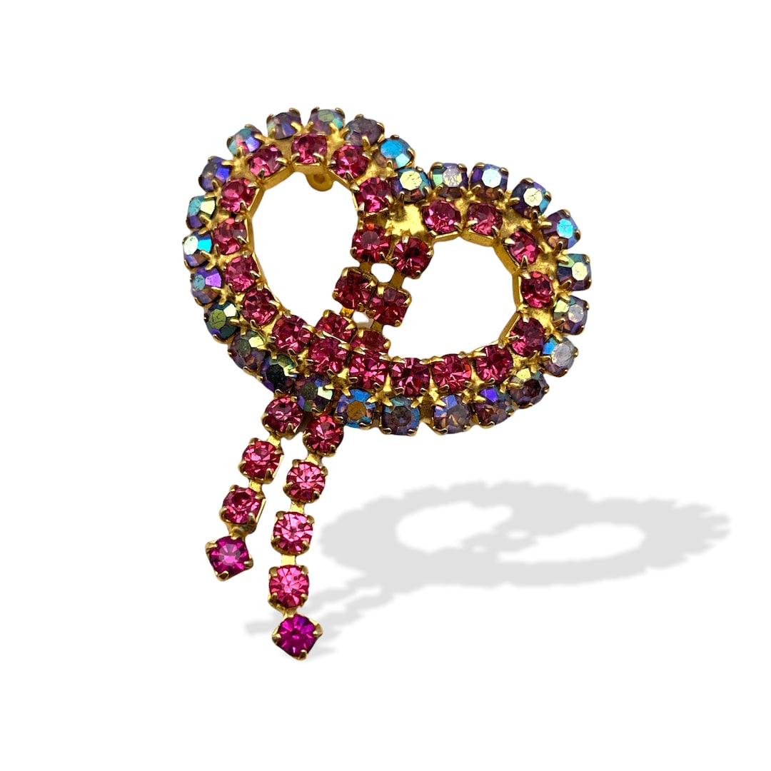 Superbe broche en forme de coeur vibrant avec franges pendantes en ...