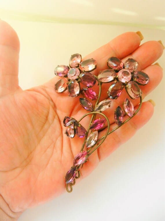 Eye Catching Extra Large spray bouquet purple nuances Color | Etsy