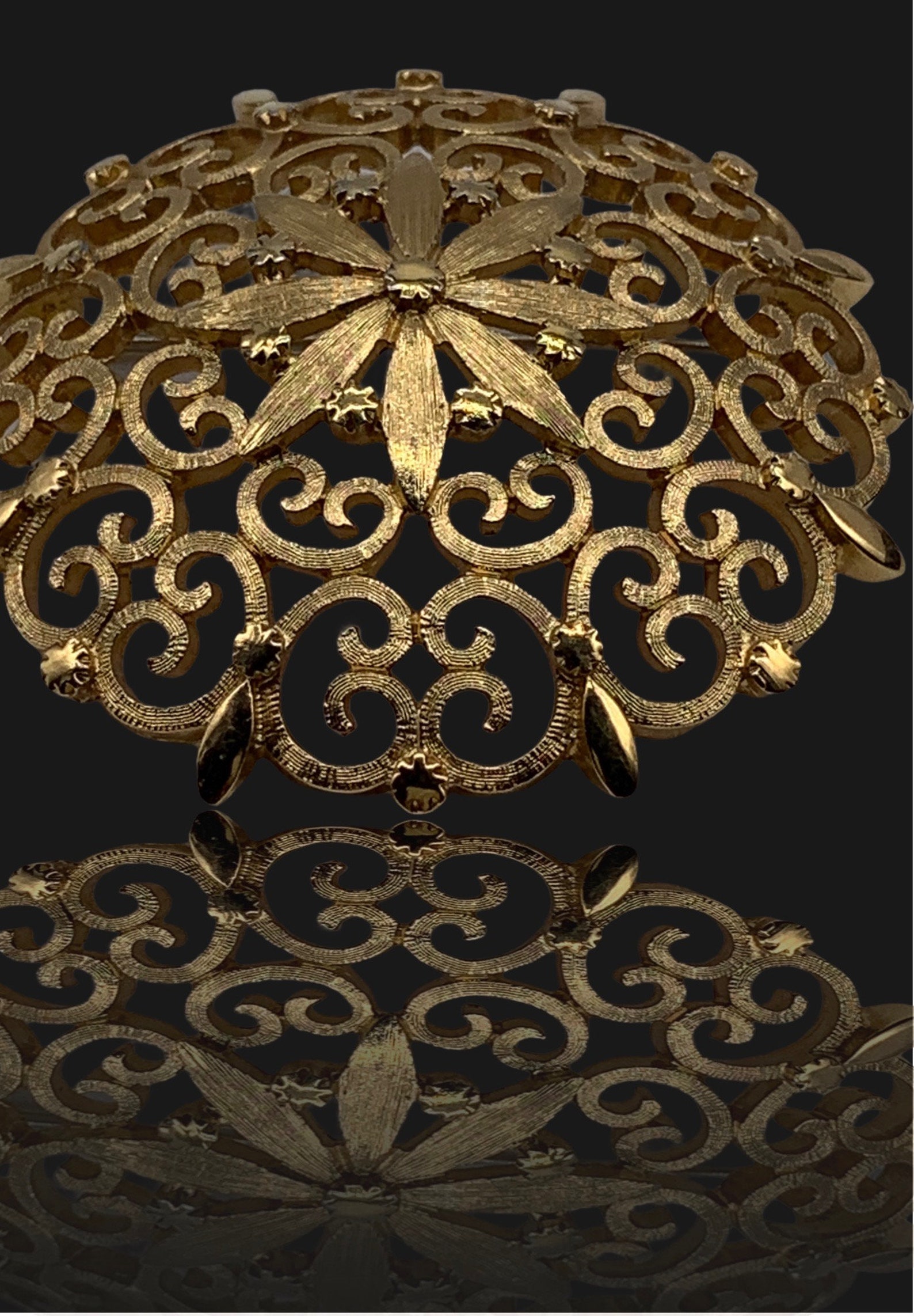 Vintage Monet Floral Medallion Brooch Scroll Open Work Gold Tone Flower ...