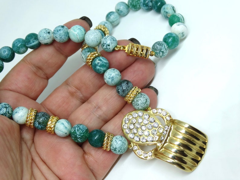 Eye Catching Choker Necklace With Incredible Marbled Matrix Glass Green ...