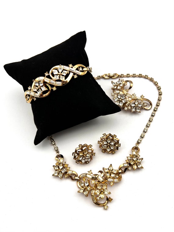 1952 rare Signed Trifari Alfred Philippe Design, Twi… - Gem