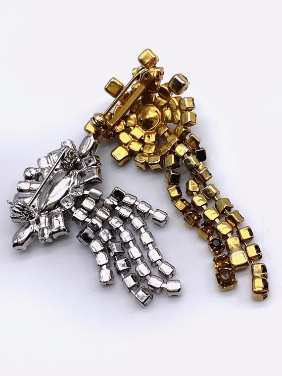 Feminine and beautiful brooches 1940s and 1950s -Two … - Gem