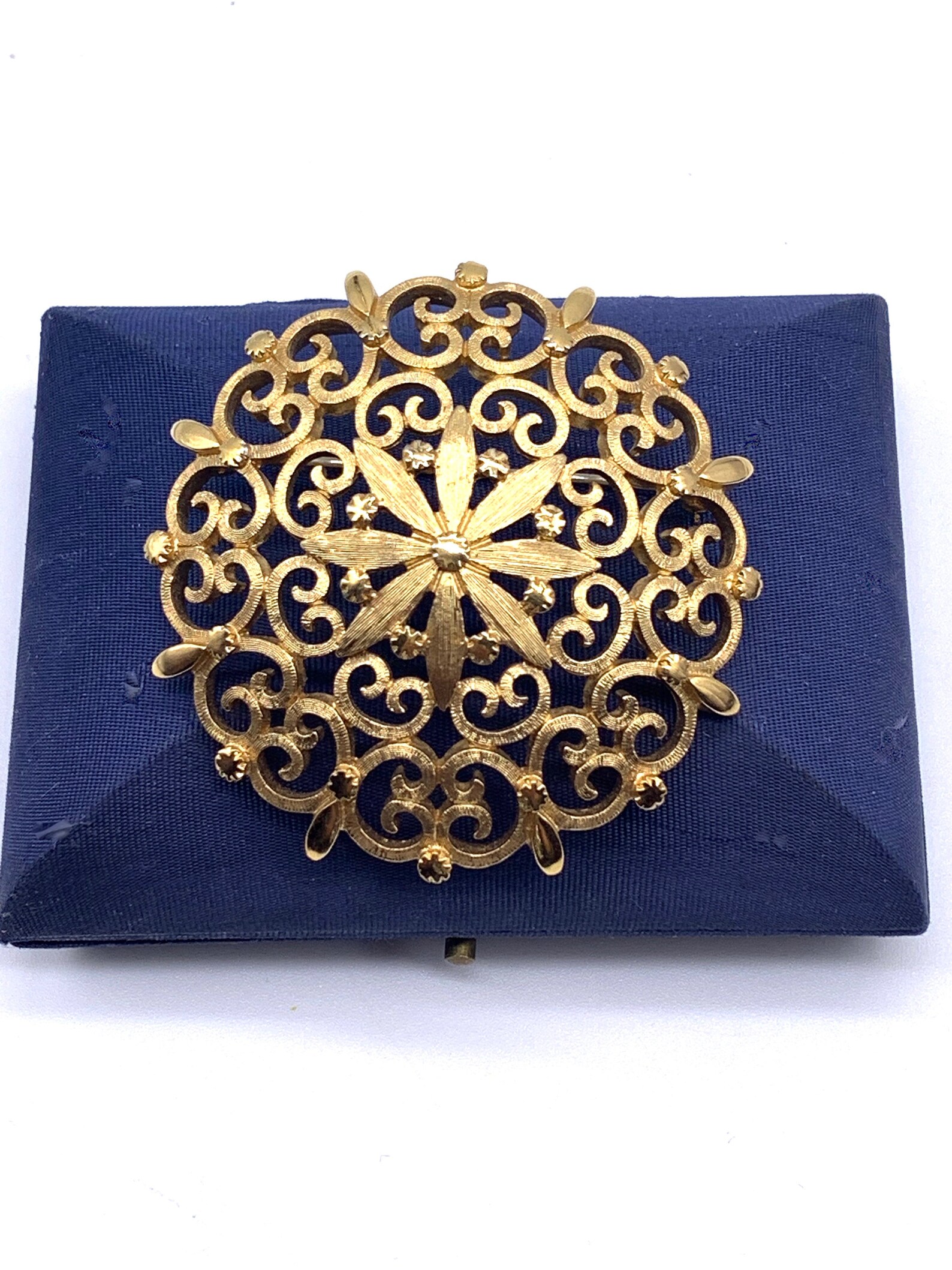 Vintage Monet Floral Medallion Brooch Scroll Open Work Gold Tone Flower ...