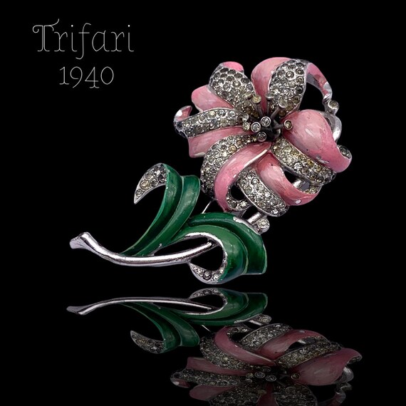 Trifari highly collectible large pink flower dress/fu… - Gem
