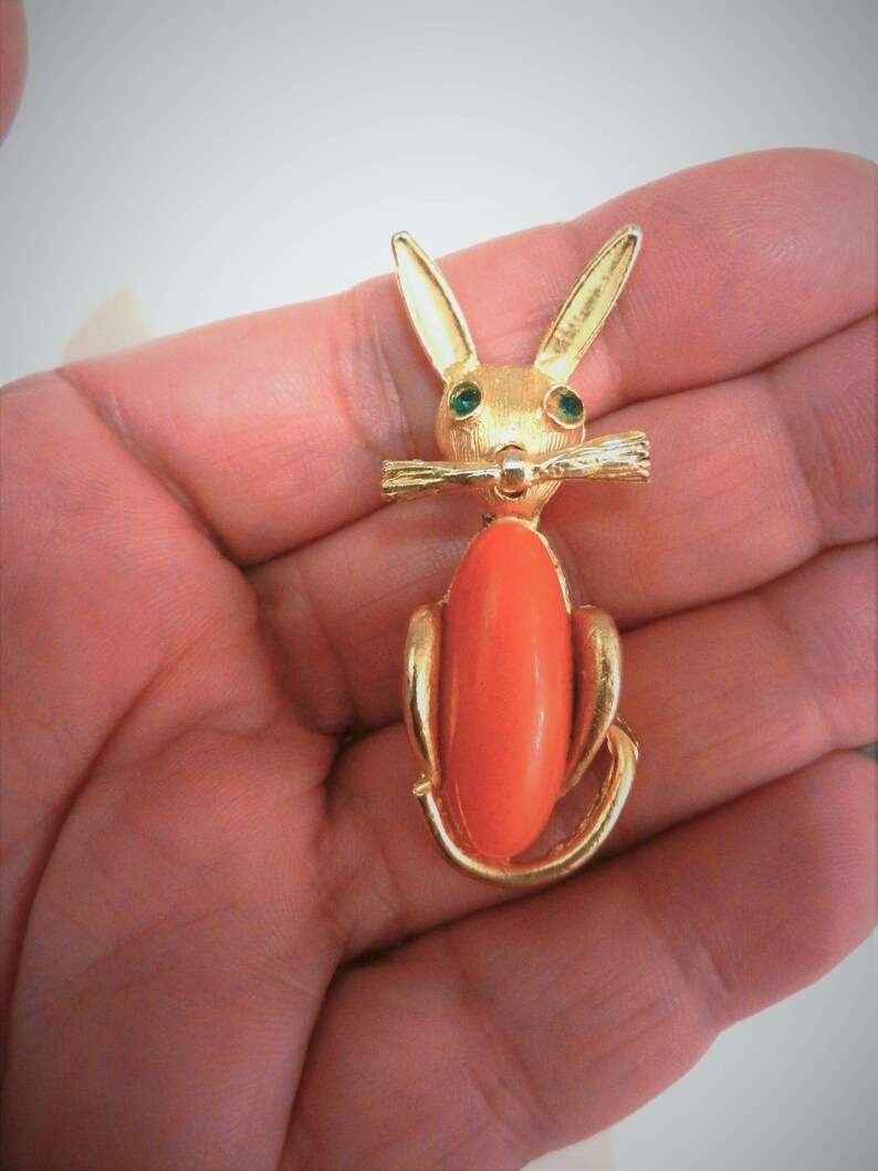 Adorable Bunny Rabbit Figural Pin/Brooch w/coral glass | Etsy
