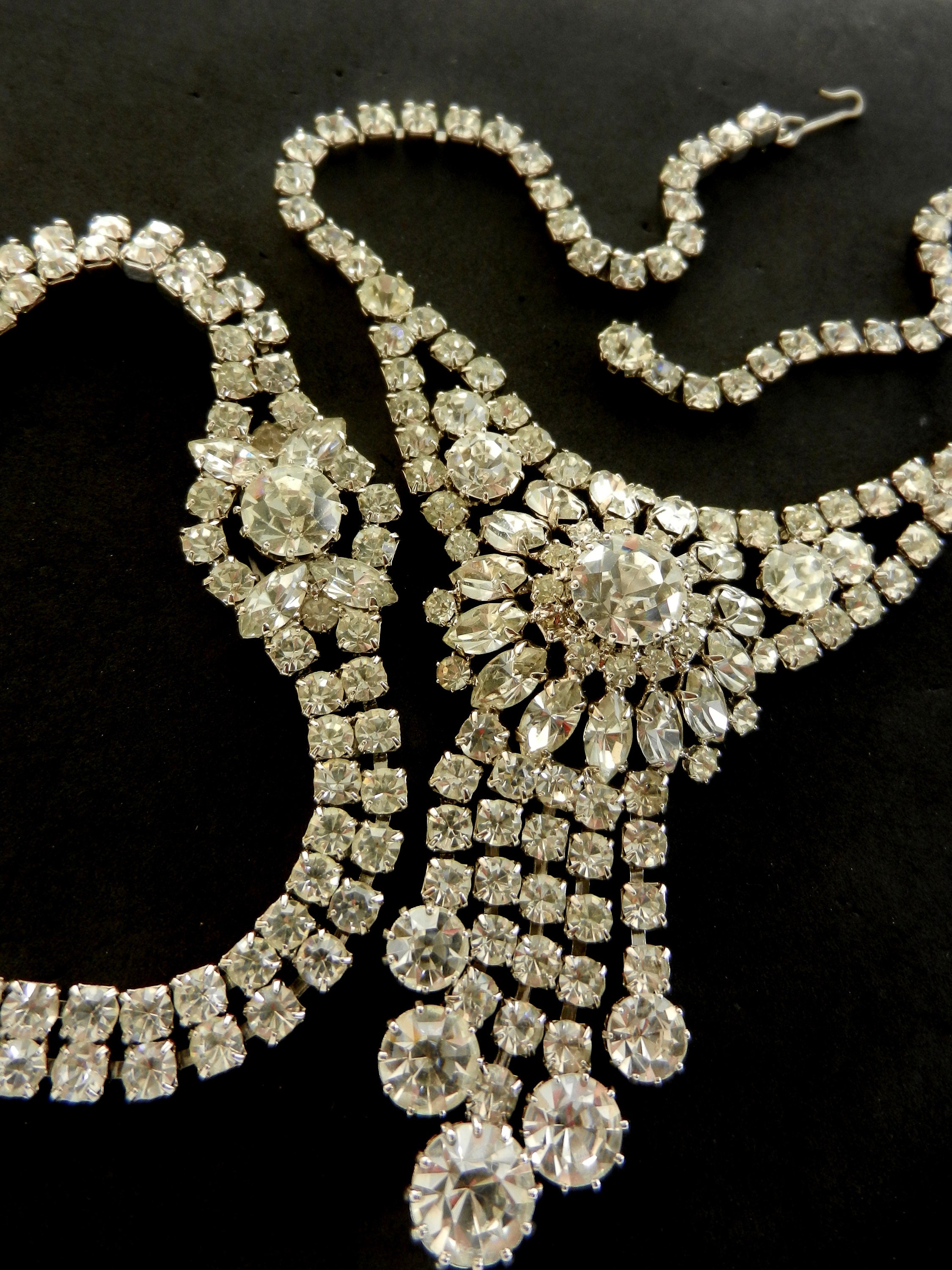 Stunning unsigned Weiss Rhinestone Necklace & Bracelet Set | Etsy