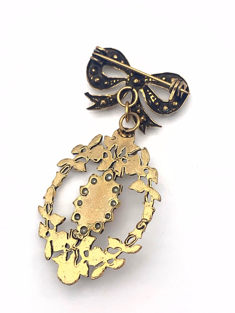 Gorgeous Edwardian Design Dangle Pendant Brooch W/real Red Coral Cab ...
