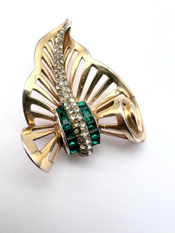 1940s Early Coro Deco Brooch, Gorgeous curled leaf br… - Gem