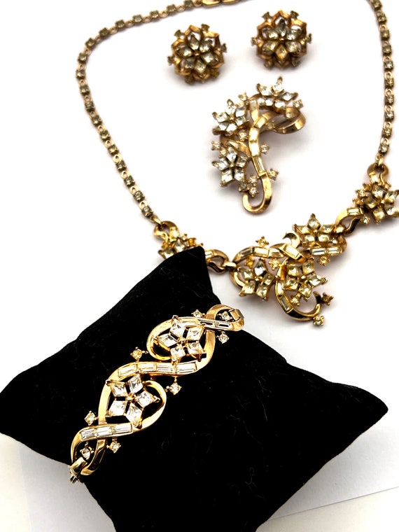 1952 rare Signed Trifari Alfred Philippe Design, Twi… - Gem