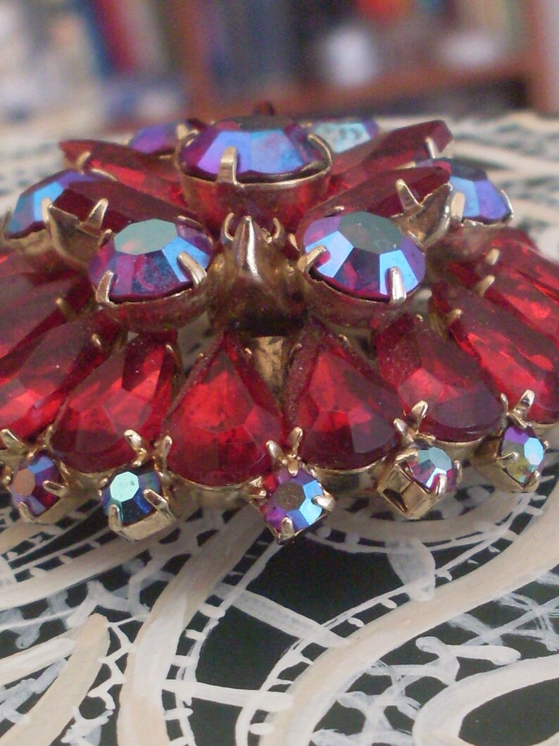 Stunning broochWonderful 1950 vintage brooch luxurious and | Etsy