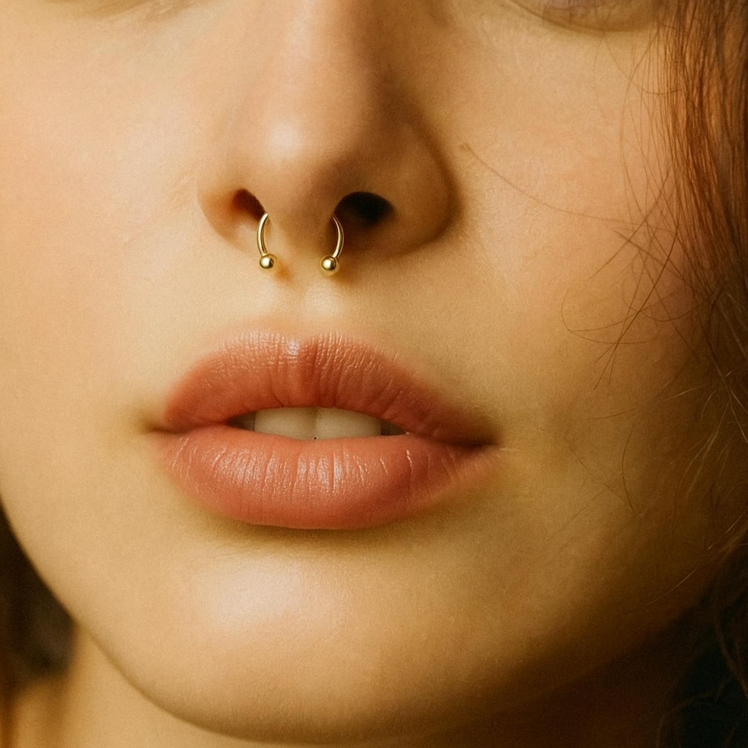 14K Solid Gold Horseshoe Septum Ring: 16G Internally Threaded Piercing ...