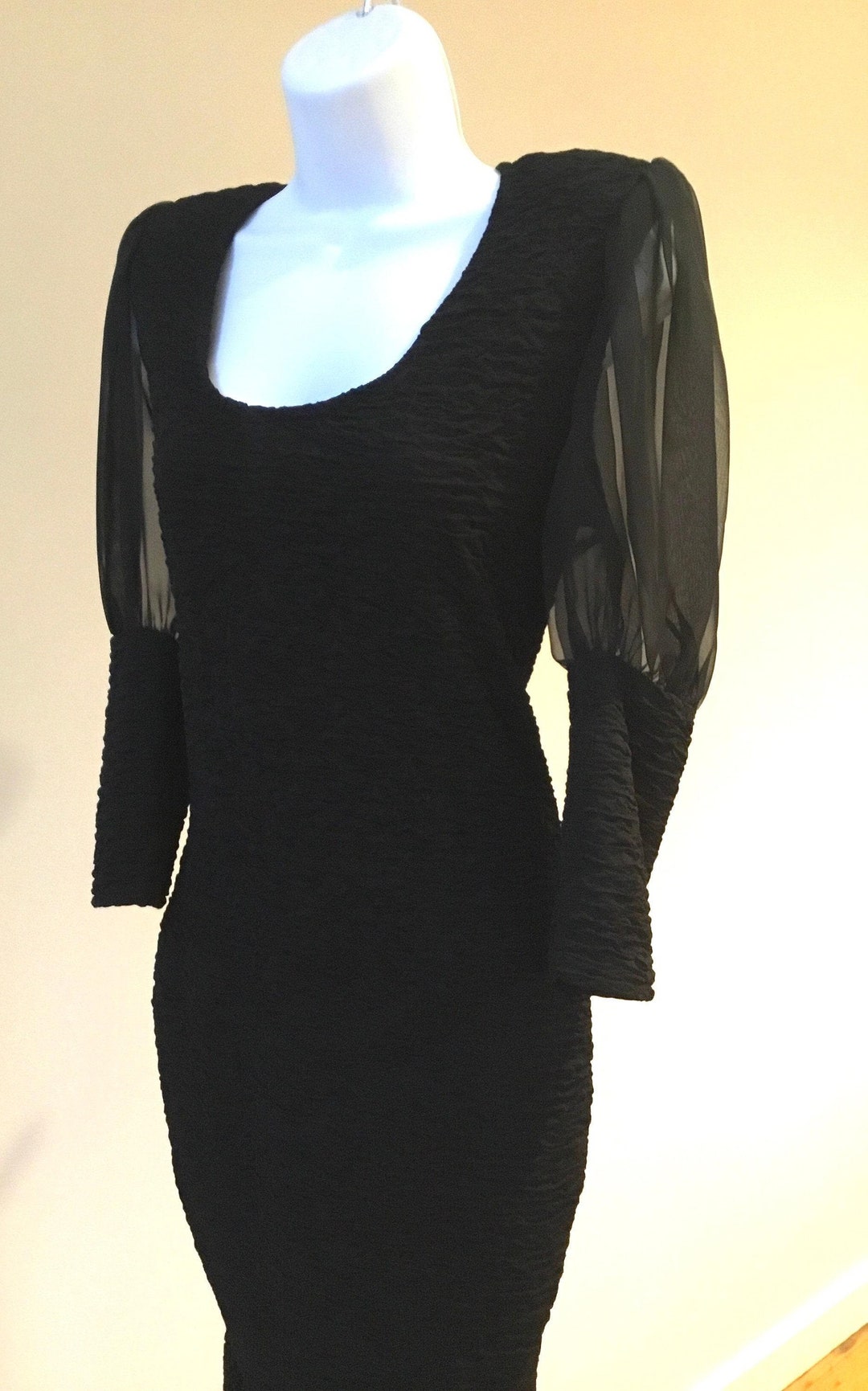 80’s Black Body Con Dress. Sheer Puff Sleeve ,stretch Pucker Fabric , Ruched Sides. Junior Size ...