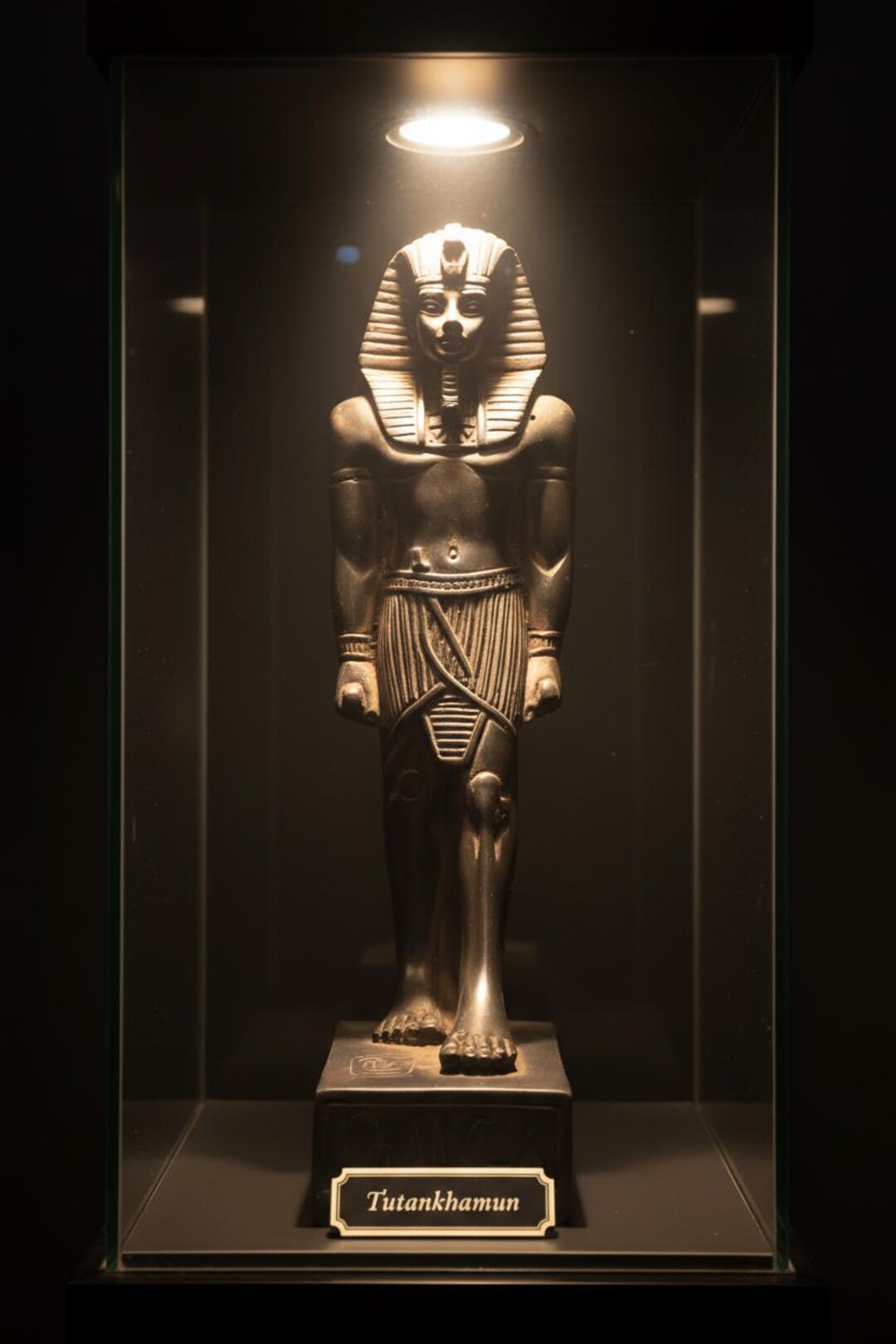 Ancient Egyptian Tutankhamun Statue: Symbol of Royal Legacy, Rare ...