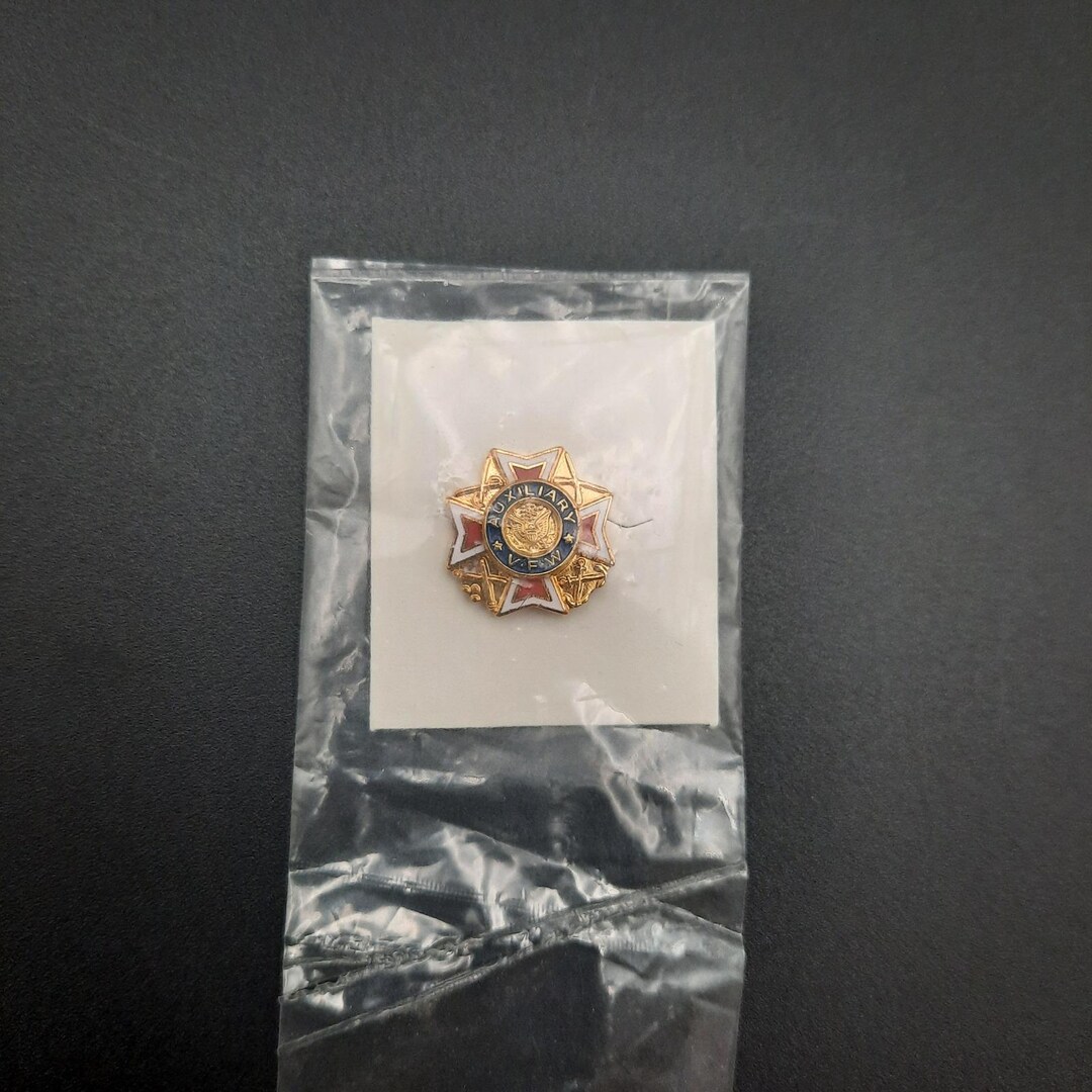 Vintage VFW Auxiliary Pin Red White Blue Patriotic Cross Gold Tone ...