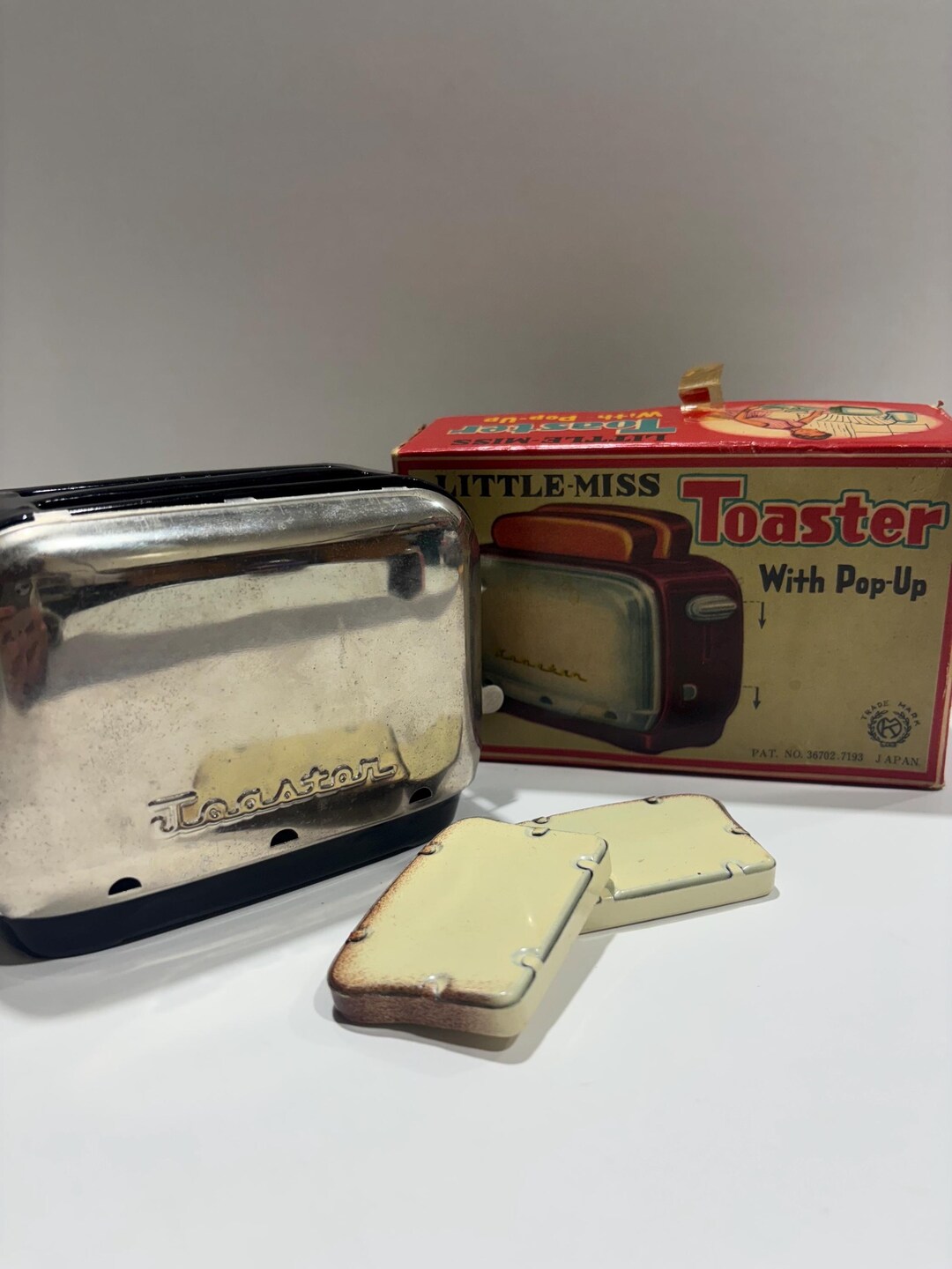 1950s Vintage Maruyoshi Japanese Tin Toy! "little Miss Toaster With Pop ...