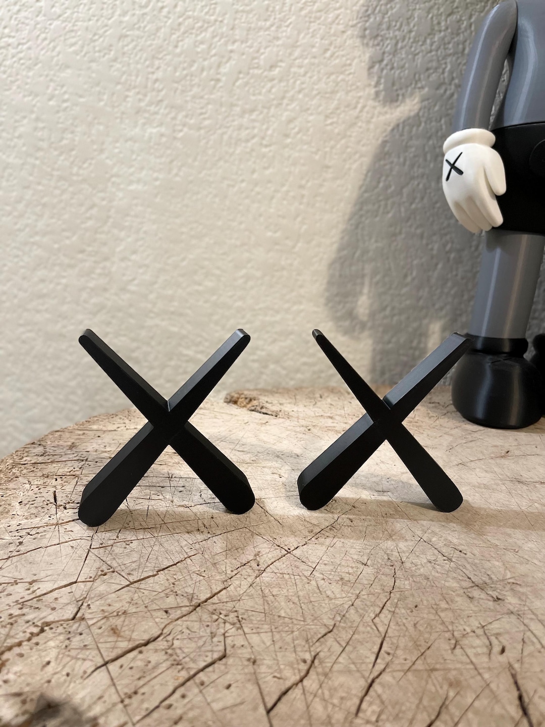 KAWS Inspired | Logo XX | Desk Decor - Etsy