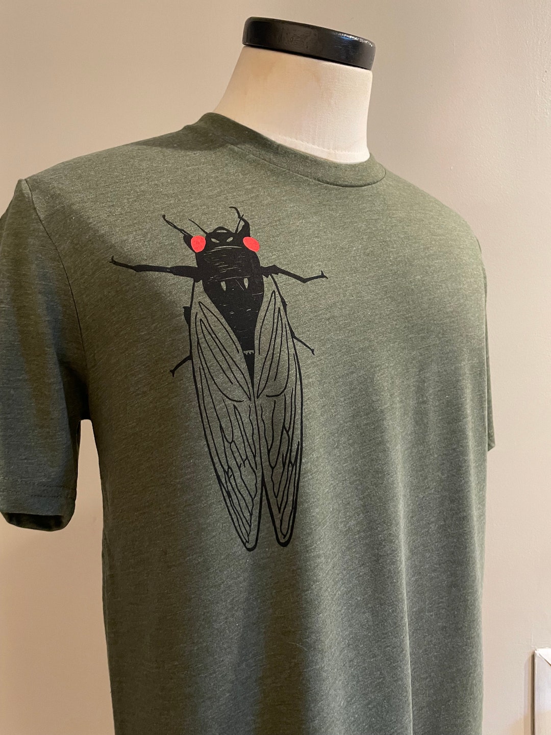 Cicada Tee Green Unisex - Etsy