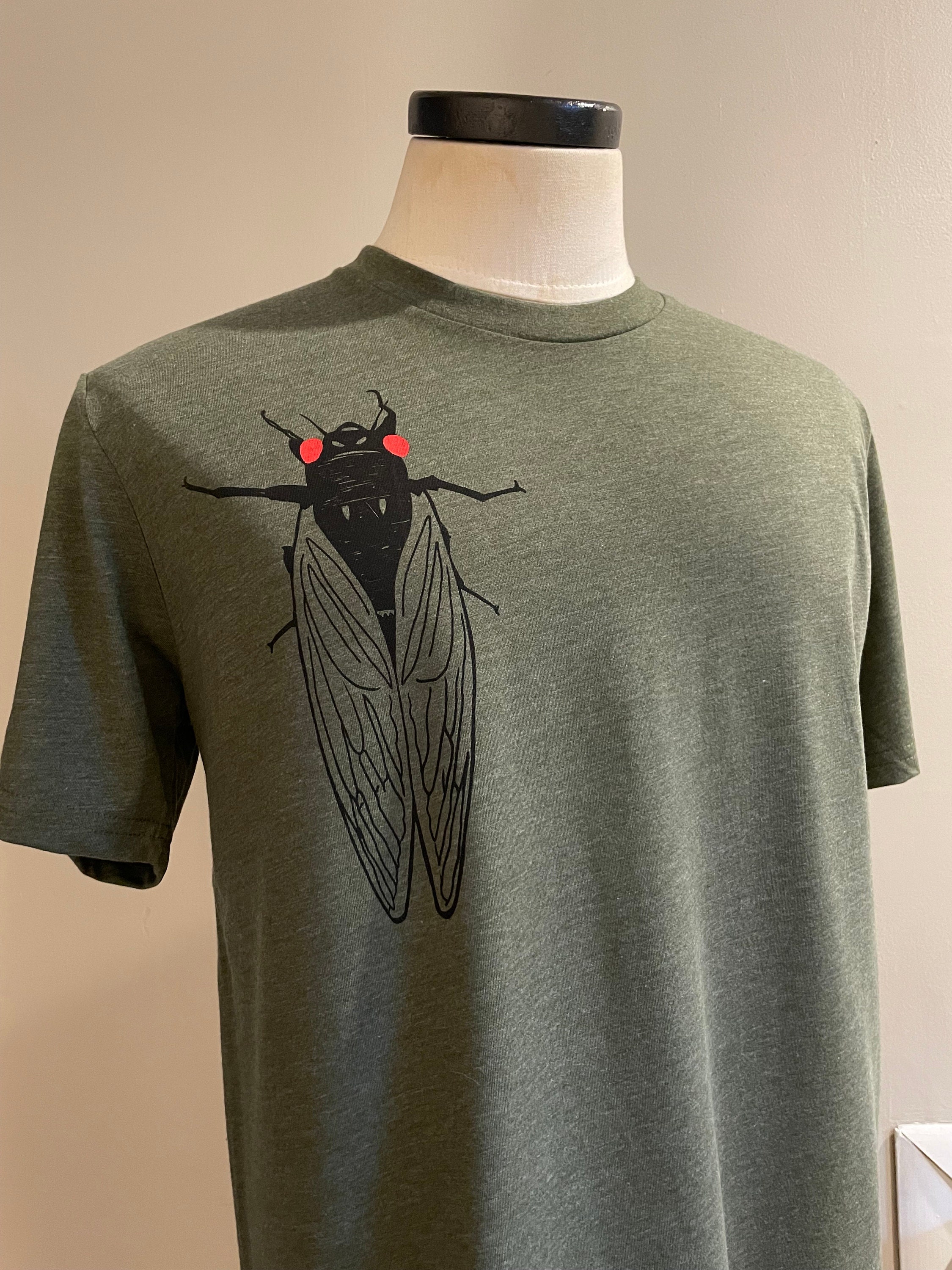 Cicada Tee Green Unisex - Etsy