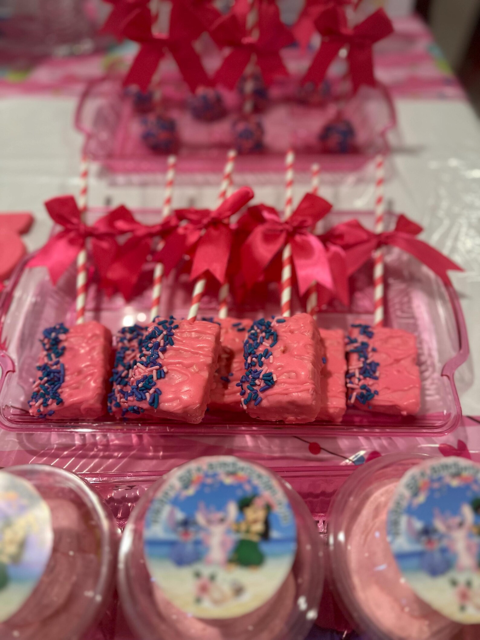 Lilo and Stitch Party Favor Box – 60 Pc Dessert Treats, Pink and Blue ...
