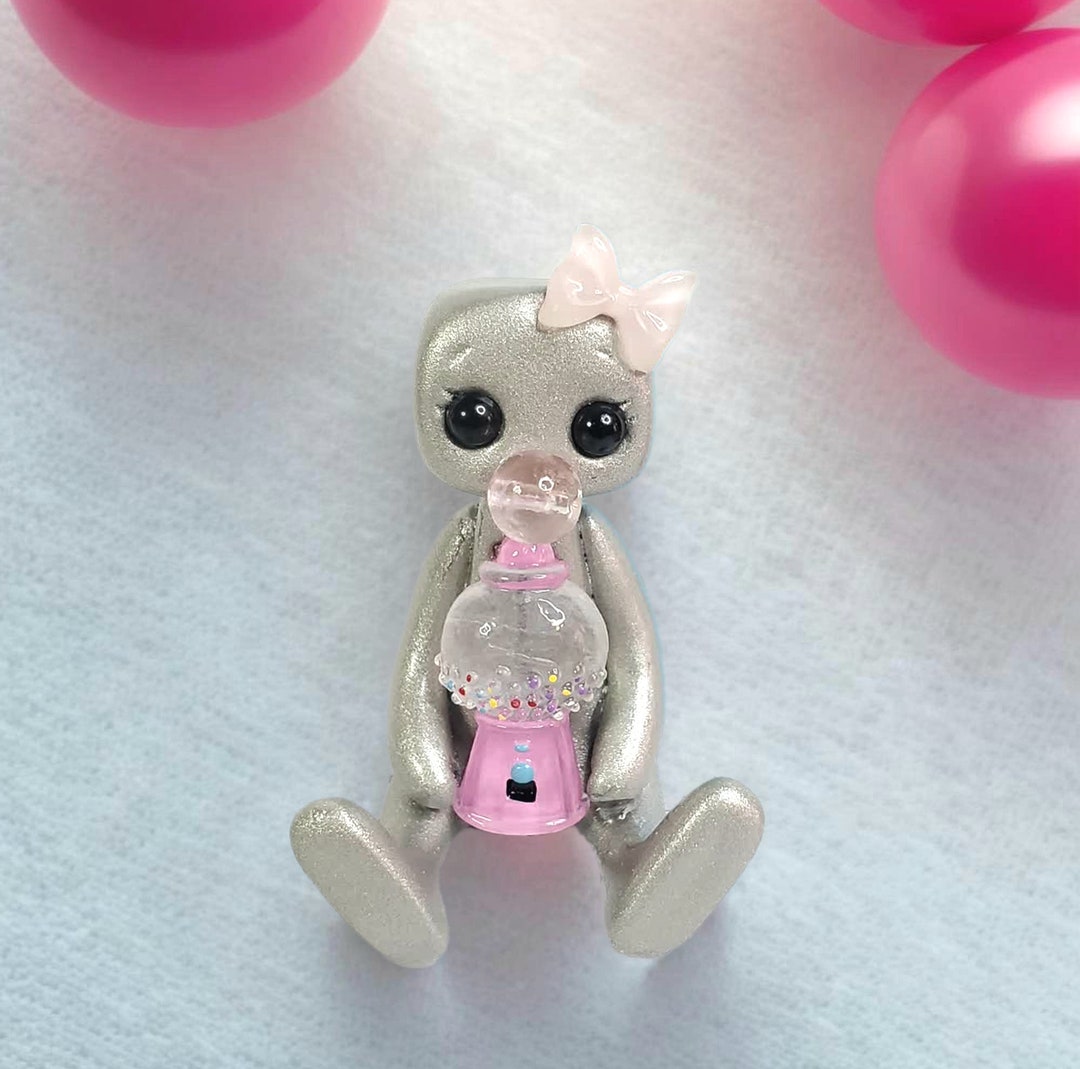 Bubble Gum Machine Robot Figurine Resin Art Toy Figure Kawaii Desk ...