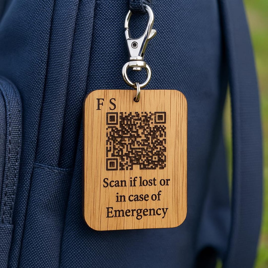 Personalized Emergency QR Code Wooden Keyring: Medical Info Tag - Etsy