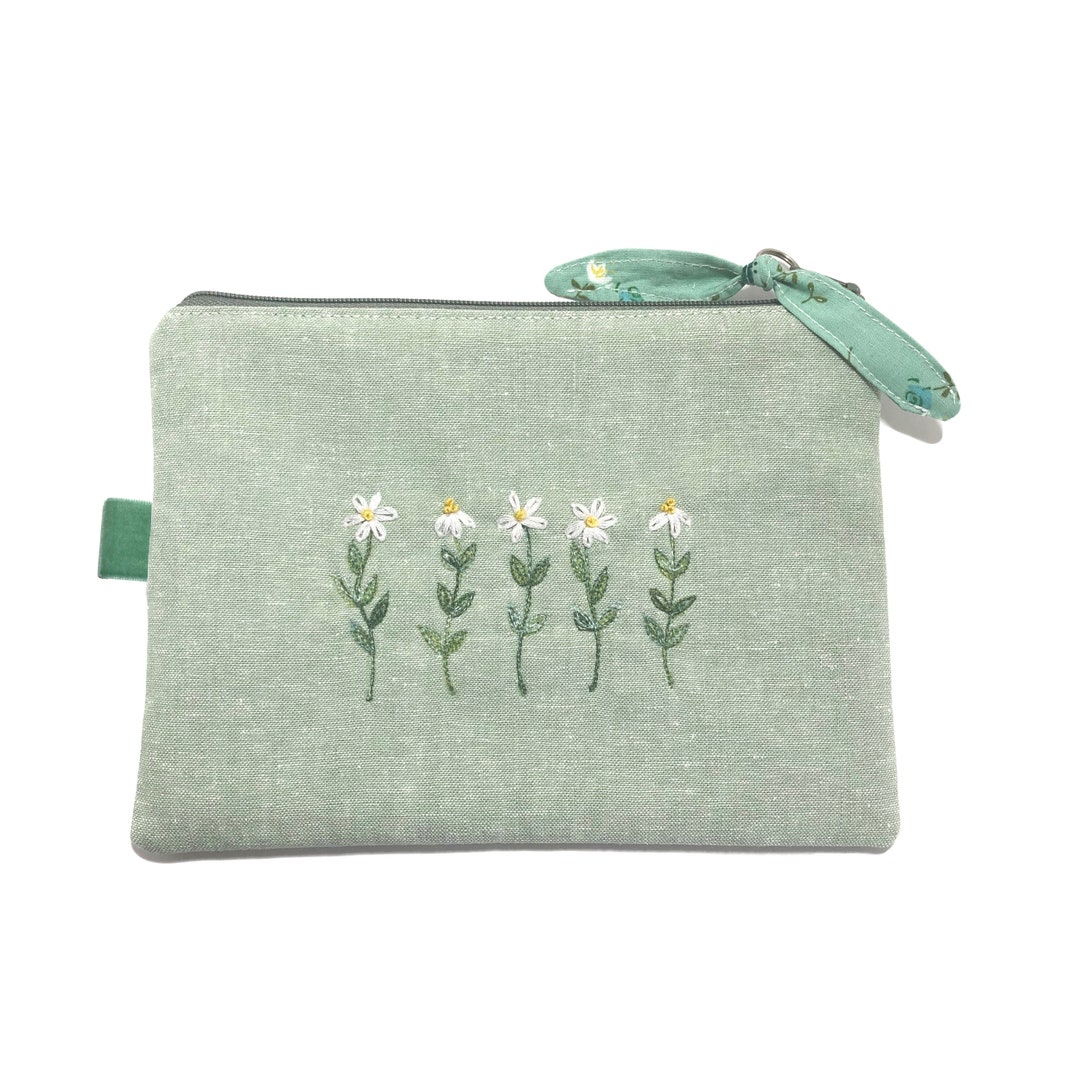 Embroidered Daisy Makeup Bag. Green Linen Floral Zipped Pouch. - Etsy