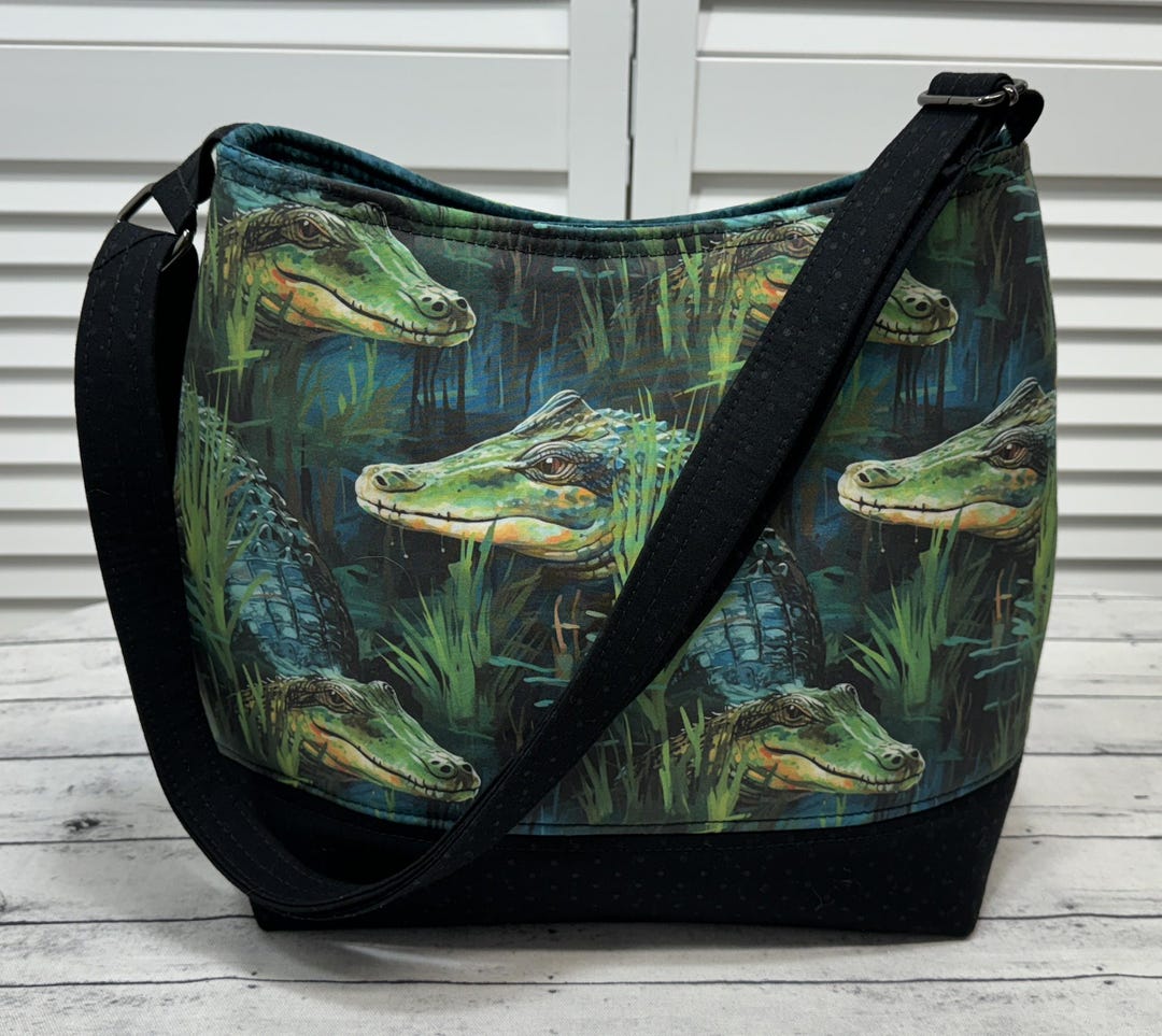 Alligator Crossbody Bag Swamp Creature Shoulder Bag Bayou Gator Tote ...